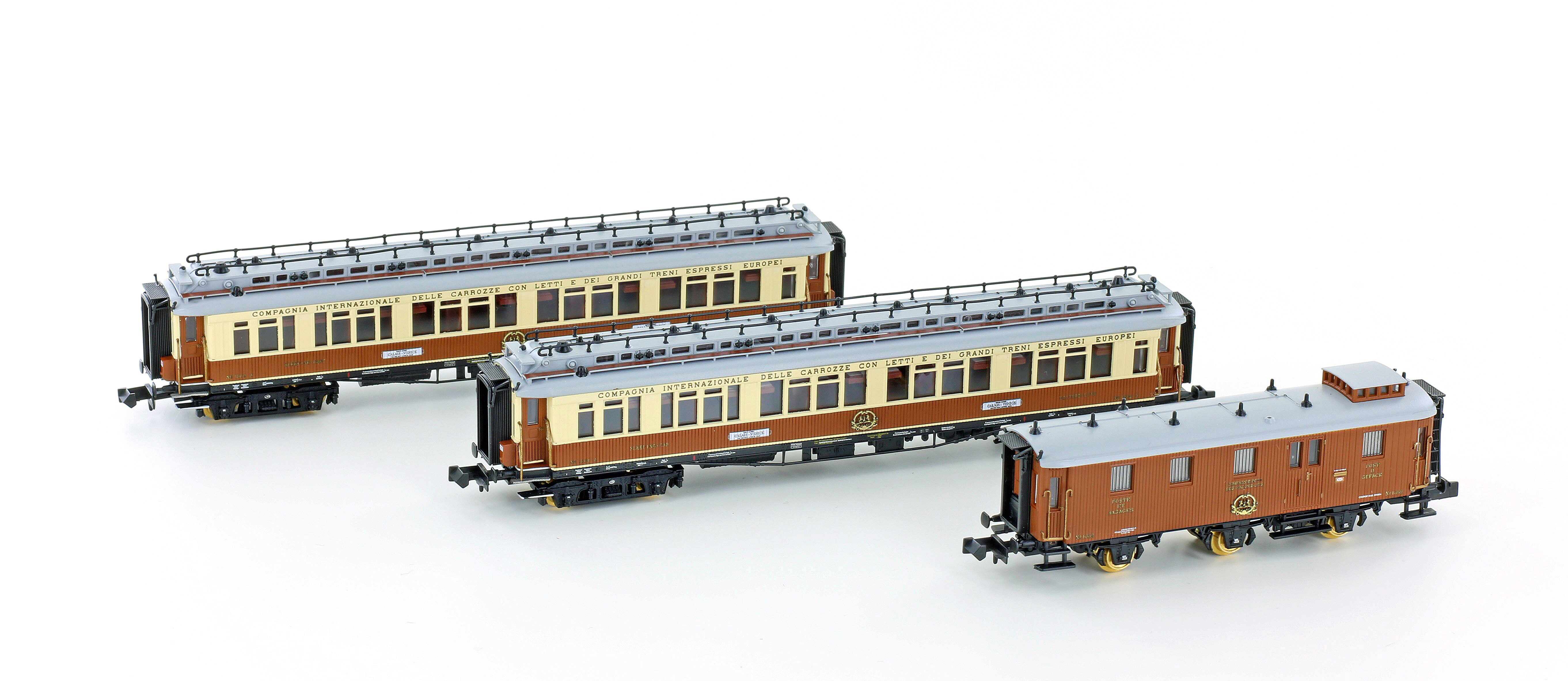 Hobbytrain 22102 CIWL Personenwagen-Set Ep.1 | Menzels Lokschuppen ...